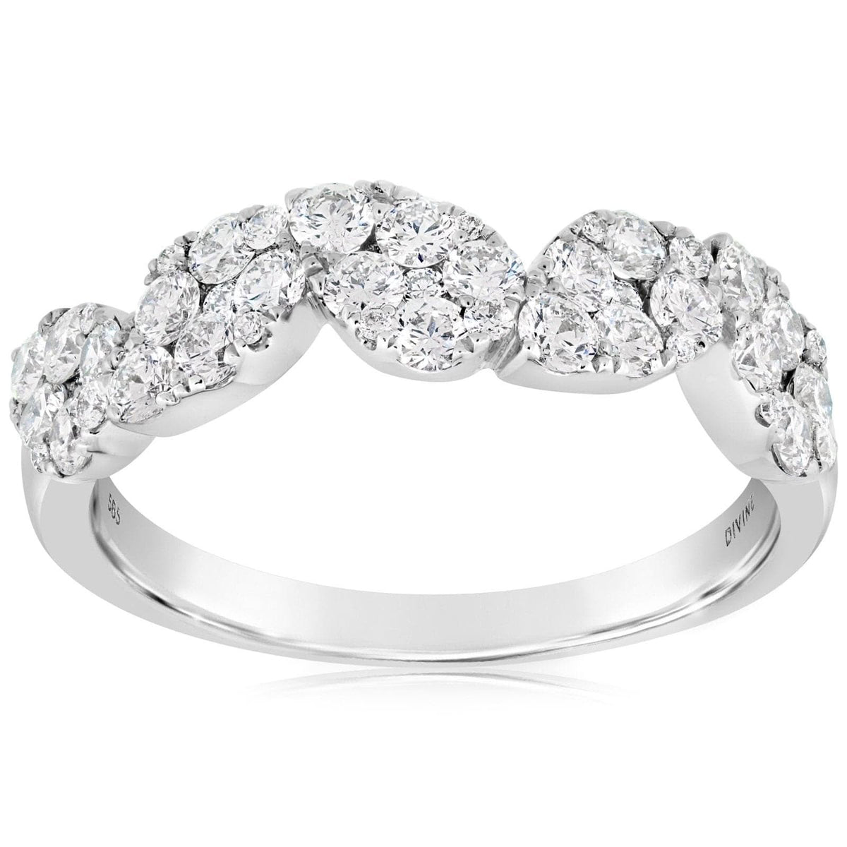 Alternating Diamond Cluster Band – Reis-Nichols Jewelers